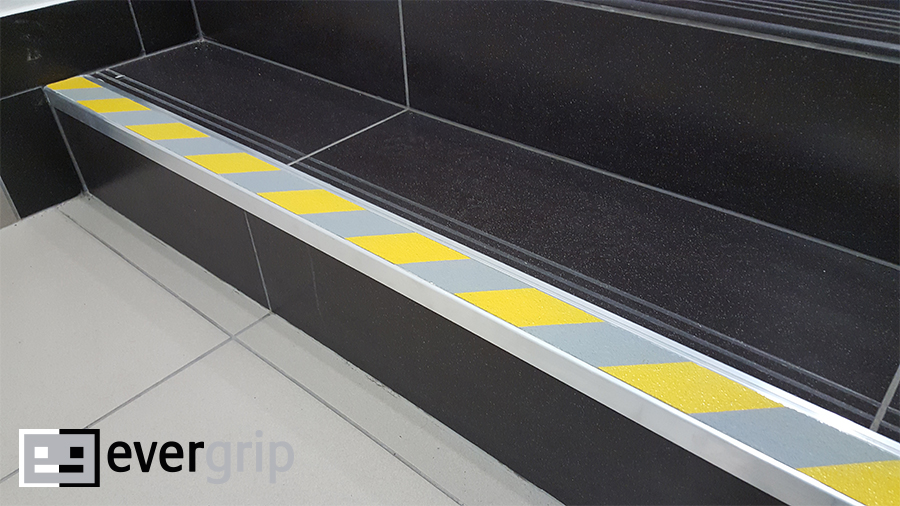 Aluminium Stair Edge Nosing - Evergrip EN